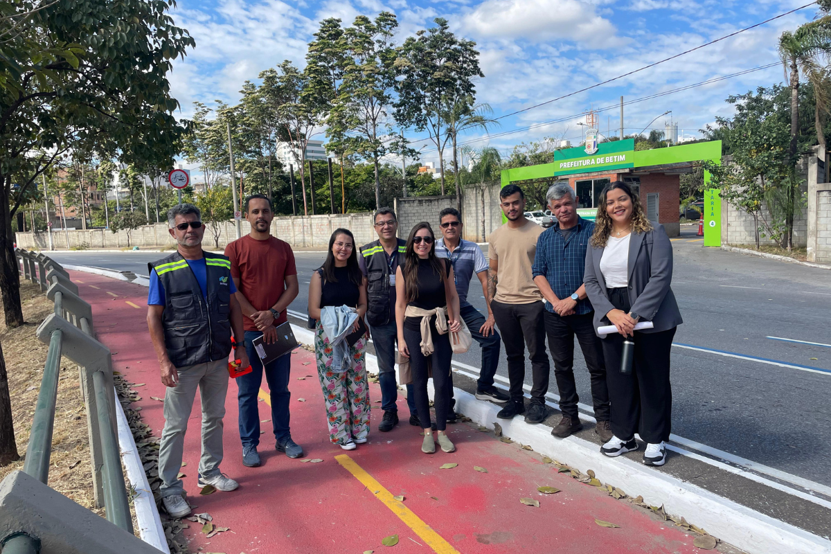 Projeto Corredor Azul atrai visita técnica de equipe da BHTrans à | O ...