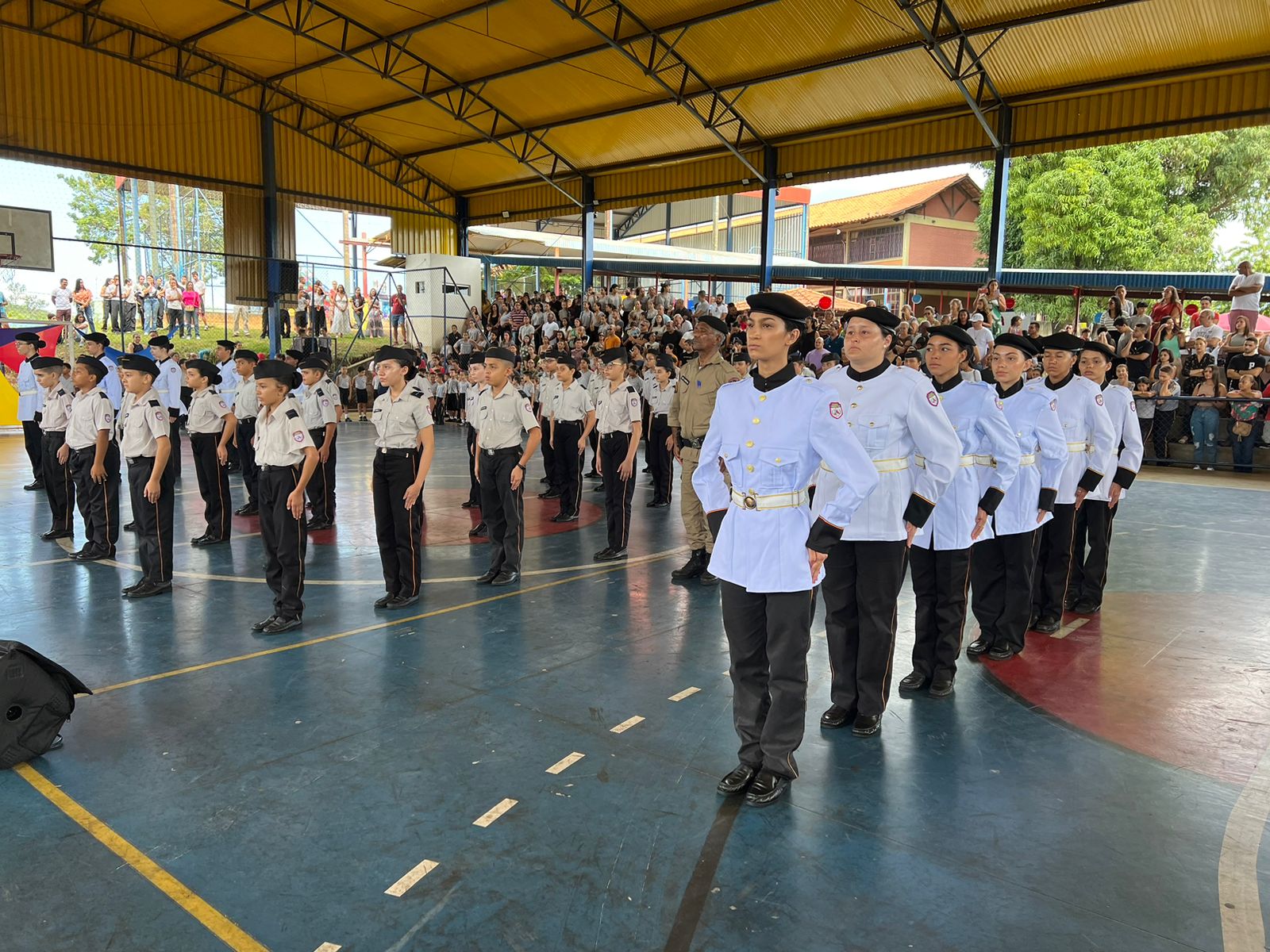 Colégio Tiradentes celebra 20 anos de ensino em cerimônia solene | O ...